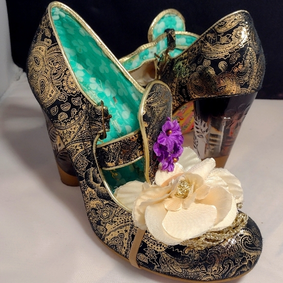 Irregular Choice | Shoes | Irregular Choice Black And Gold Mary Jane ...